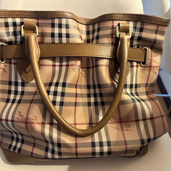 Burberry | Bags | Vintage Authentic Burberry Handbag | Poshmark